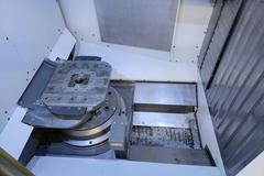 Haas EC-400 Pallet Pool 4-Axis CNC Horizontal Machining Center with 6 ...