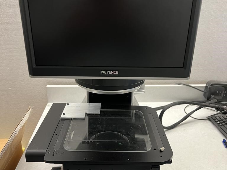 Keyence IM-8020 Image Dimension Measuring System with LCD Monitor, 360 ...