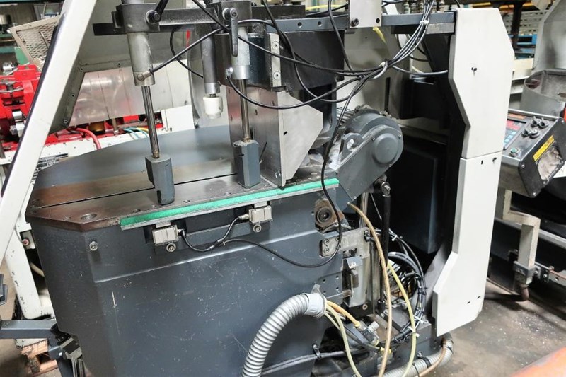 ELUMATEC DG244/02 DOUBLE END MITRE SAW, 7.5 METER LENGTH - ELUMATEC DG ...