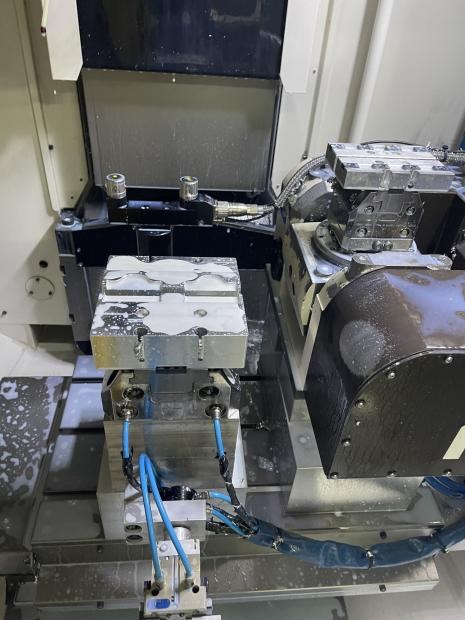 FANUC ROBODRILL A-D21MiB5 5-AXIS CNC DRILL TAP VERTICAL MACHINING ...