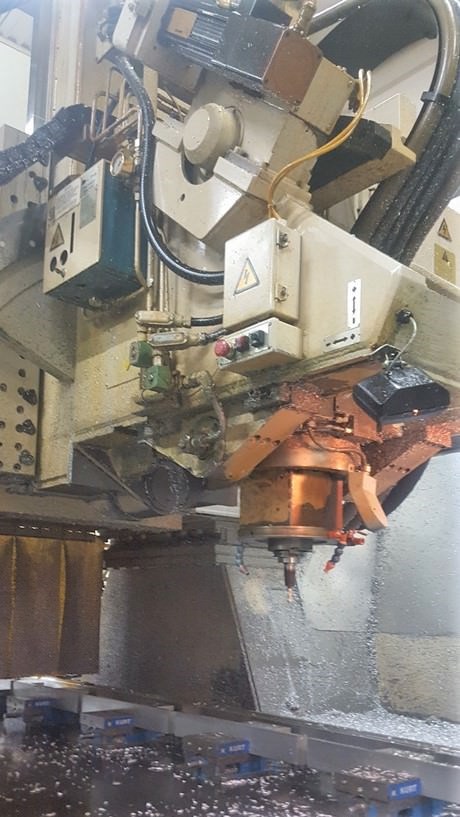 CINCINNATI MILACRON 30V 5-Axis Rail Type Aerospace Profiler | pressXchange