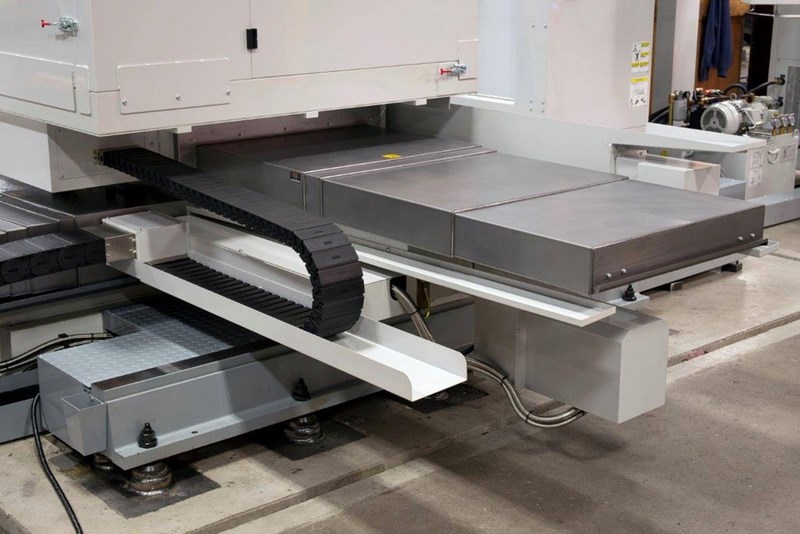 Microcut 4.33" CNC Table Type Horizontal Boring Mill | pressXchange