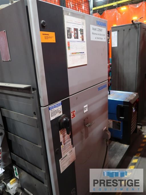 Yaskawa Motoman MA2010 Weld Cell With 6-Axis Robot & Ferris Wheel ...