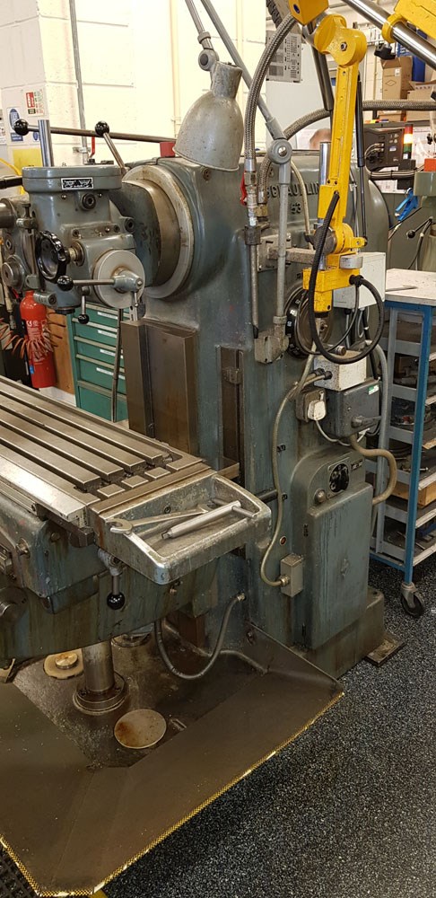 SCHAUBLIN NO. 53 UNIVERSAL MILLING MACHINE | pressXchange