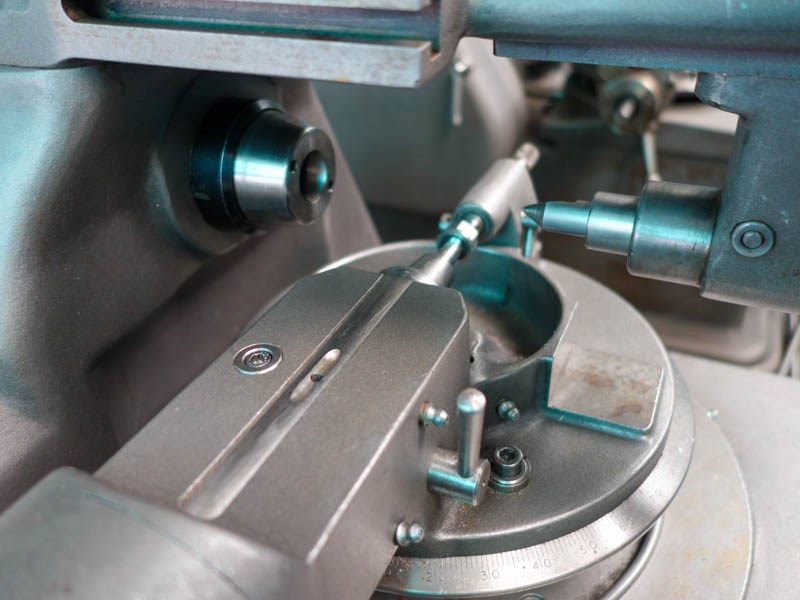 Gear hobbing machine MIKRON 102.5 MPS | pressXchange