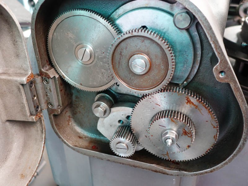 Gear hobbing machine MIKRON 102.5 MPS | pressXchange