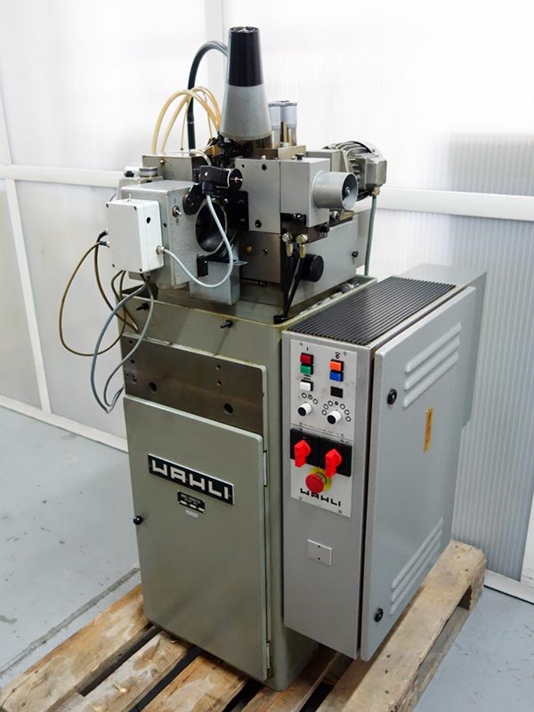 Gear hobbing machine WAHLI W92 | pressXchange