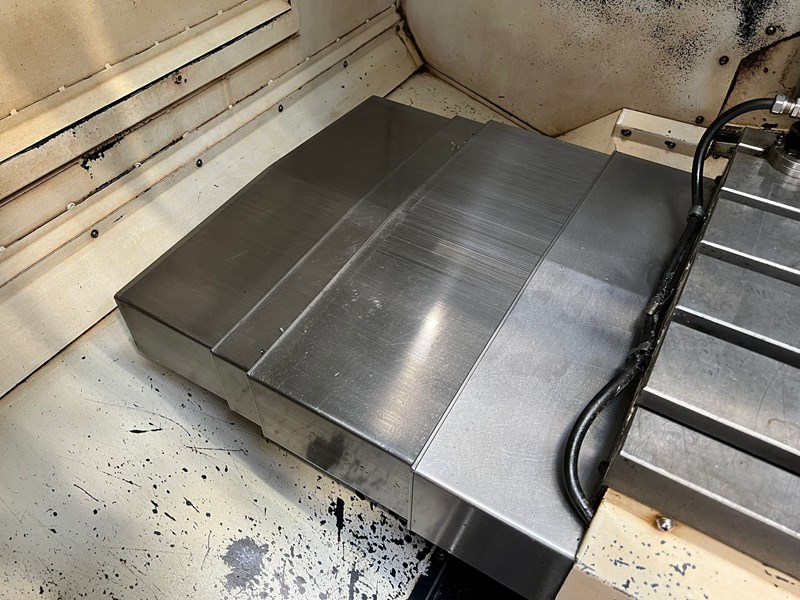 HURCO VMX24 Vertical Machining Centre with MAX Control. Year 2008 ...