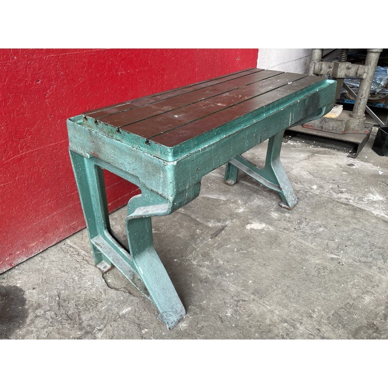 Table Cast Iron Tee Slotted 1350mm x 600mm x 910mm high Elliot ...