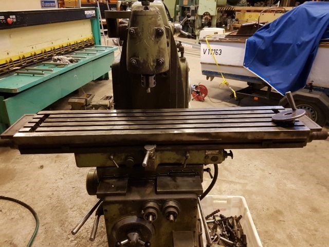 Universal milling machine SIMPLON BU Rapid, table: 1300 x 300 mm ...