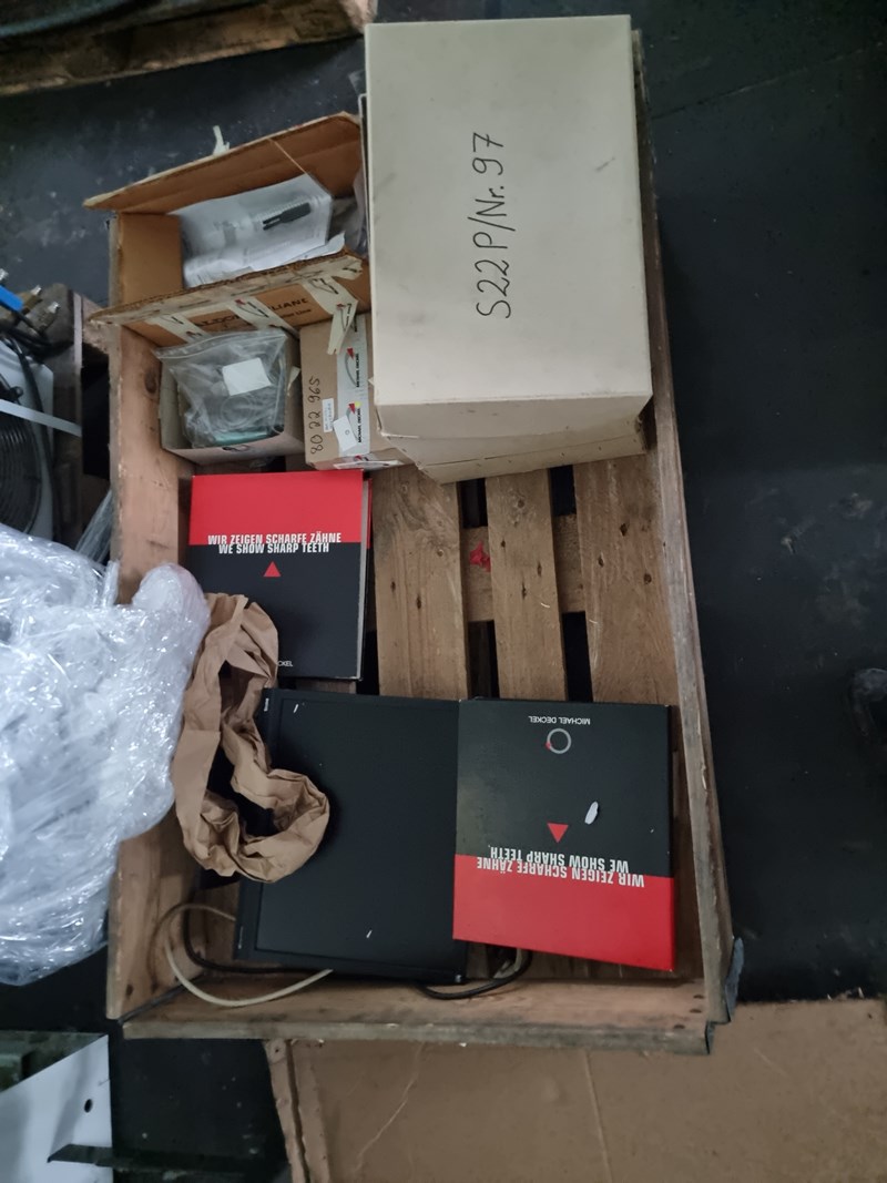 Universal Tool Grinding Machine Michael Deckel S22P Turbo | pressXchange