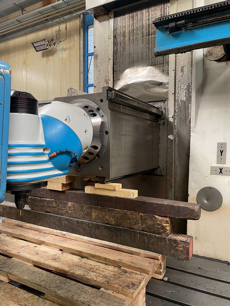 universal Bed-Type Milling Machine Soraluce TF 25 | pressXchange