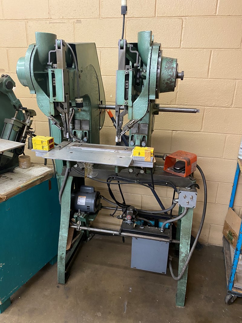 Chicago Dual Head Riveting Machine | pressXchange