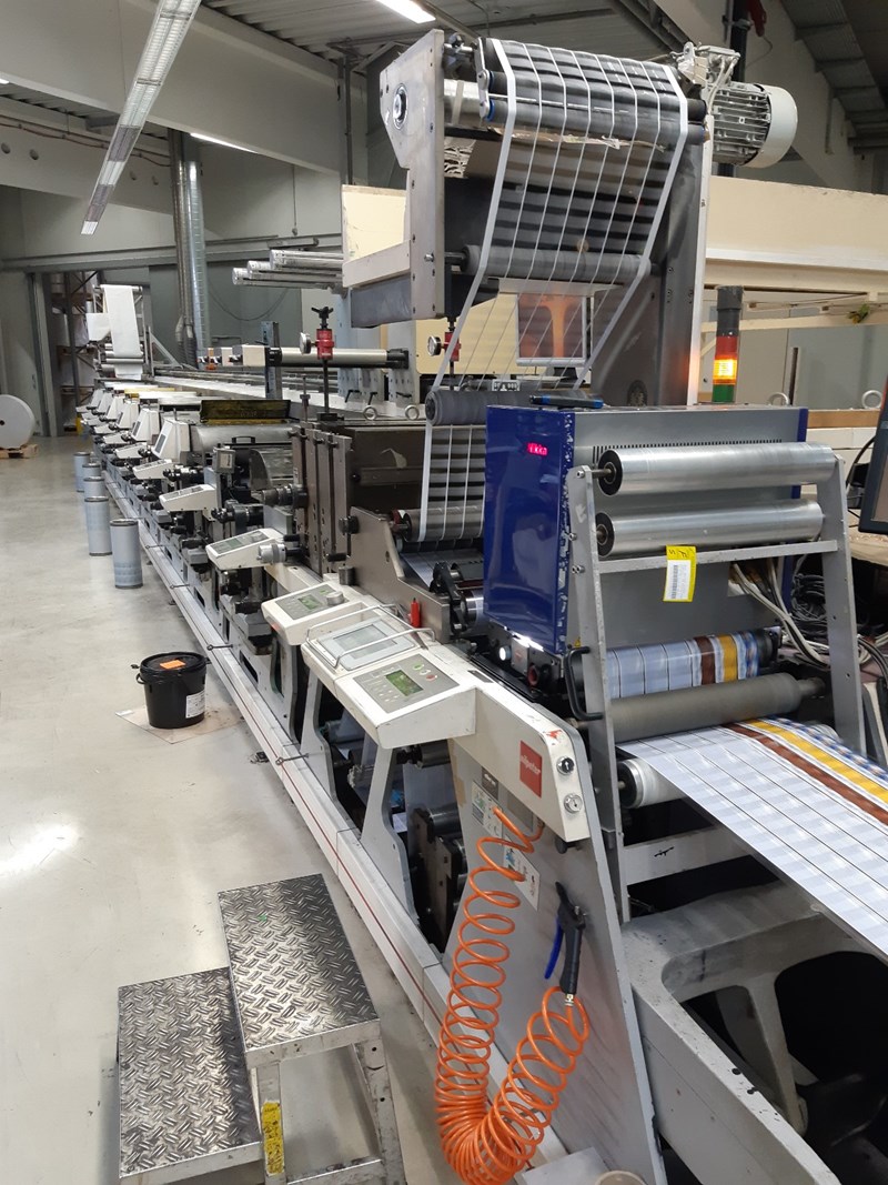 NILPETER MO4 | pressXchange