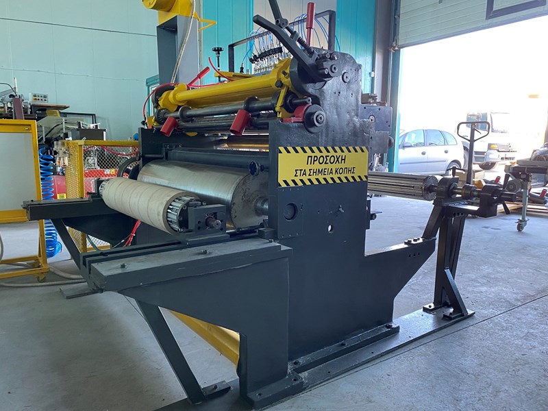 Goebel 1050 mm slitter rewinder with 15 pneumatic knives / 12.000 EU ...