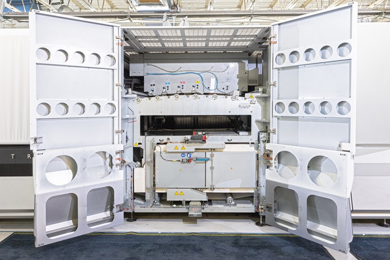 Canon ProStream 1800 & Hunkeler Roll to Sheet Line | pressXchange