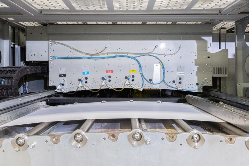 Canon ProStream 1800 & Hunkeler Roll to Sheet Line | pressXchange