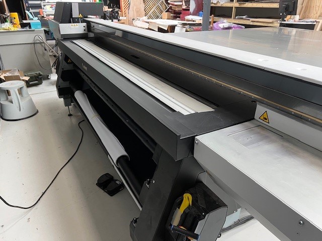 2019 CANON OCE ARIZONA 1380XT FLATBED UV PRINTER WITH 2.2M ROLL UNIT ...