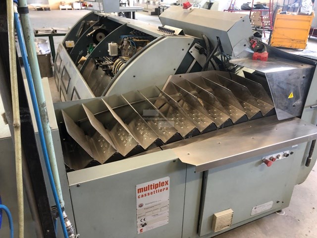 Meccanotecnica Aster Multiplex Plus gathering and sewing line | pressXchange