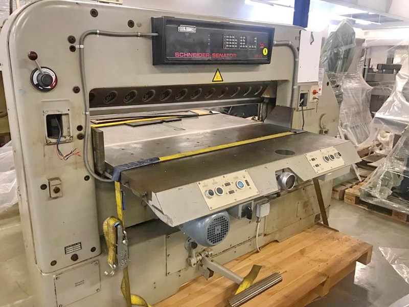 Schneider Senator 132 | pressXchange