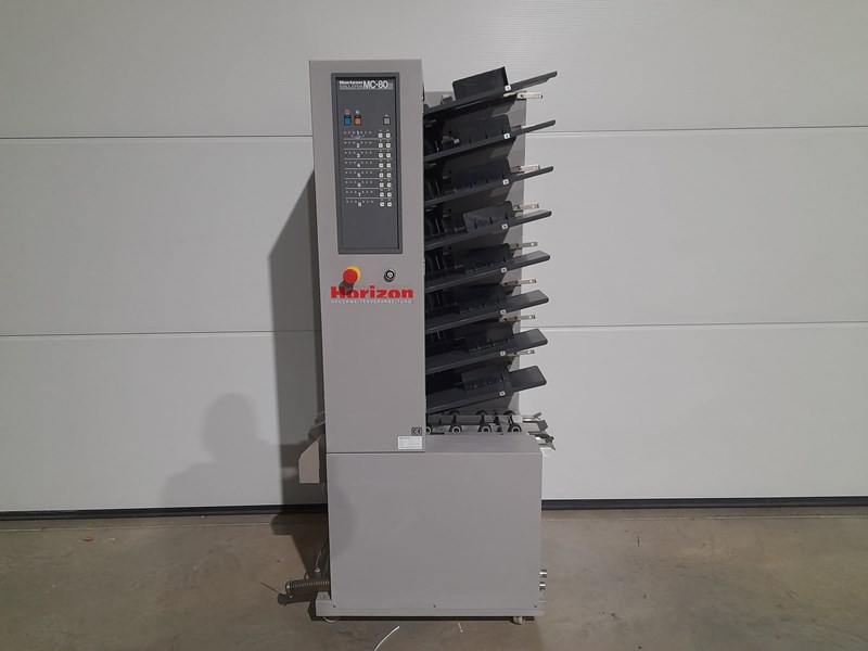 Horizon MC-80 m | collator | 8 stations | 1996 | pressXchange