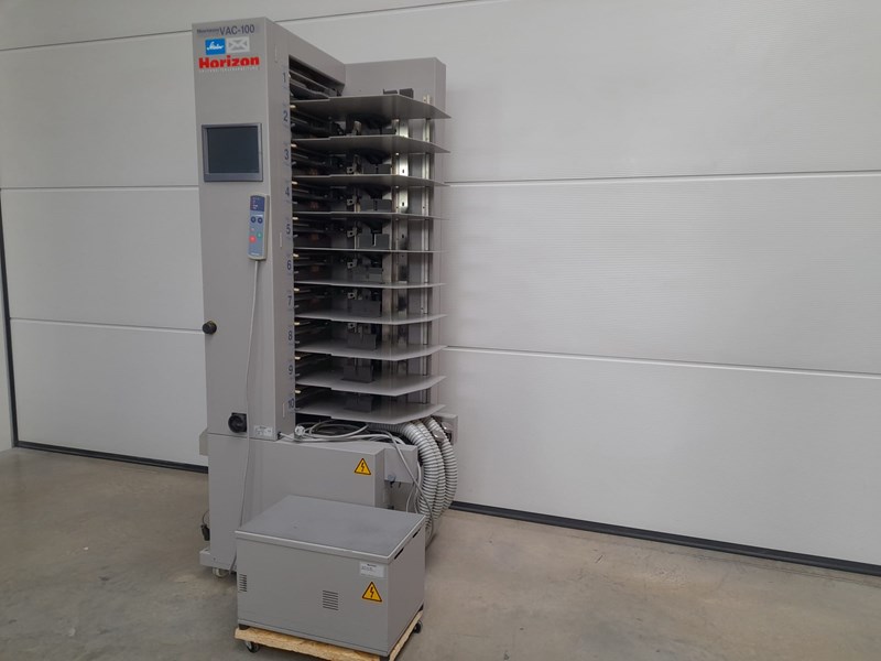 Horizon VAC-100 c | collator | 10stations | 2002 | pressXchange