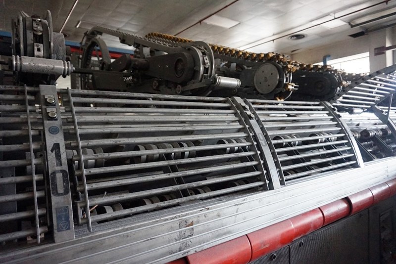 Ferag Type MID-HL-GEH-D-SHT6, 10 Unit Revolver type High Speed Saddle ...